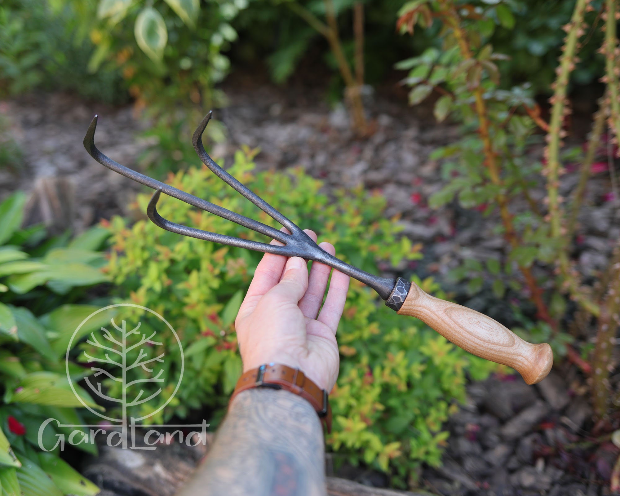 Hand Garden Cultivator Hand Forged Garden Tool Hand Rake Garden ...