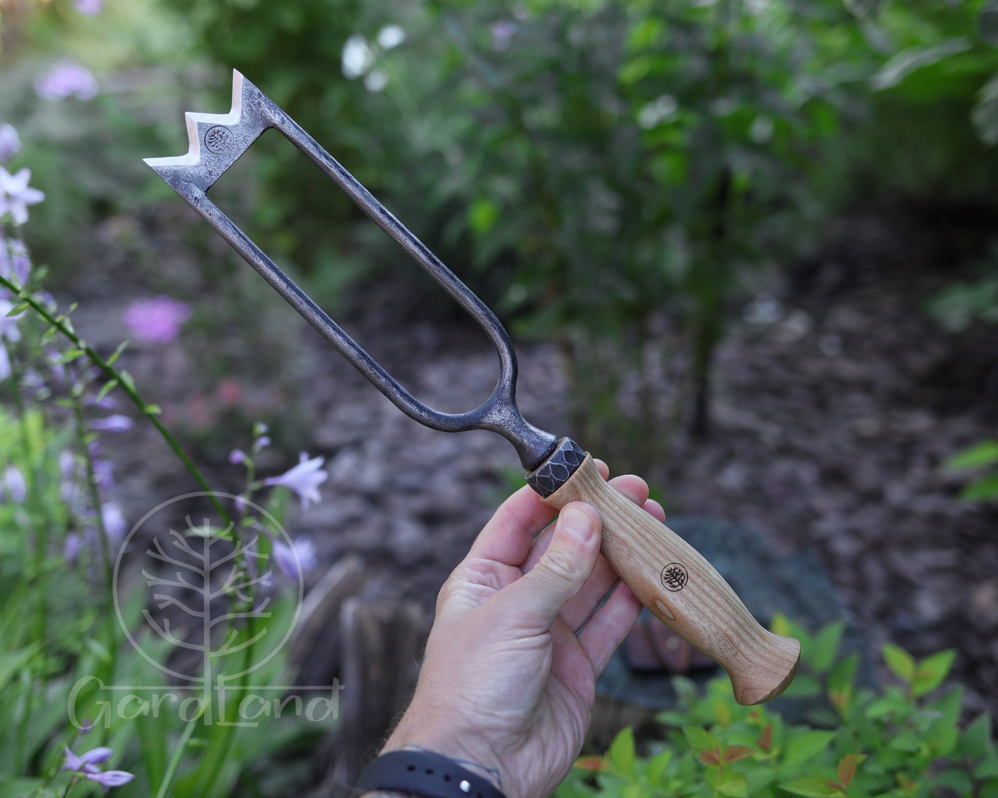 Hand Hoe V-shaped Angles Garden Hand Hoe Gardening Tools Angle Hand ...