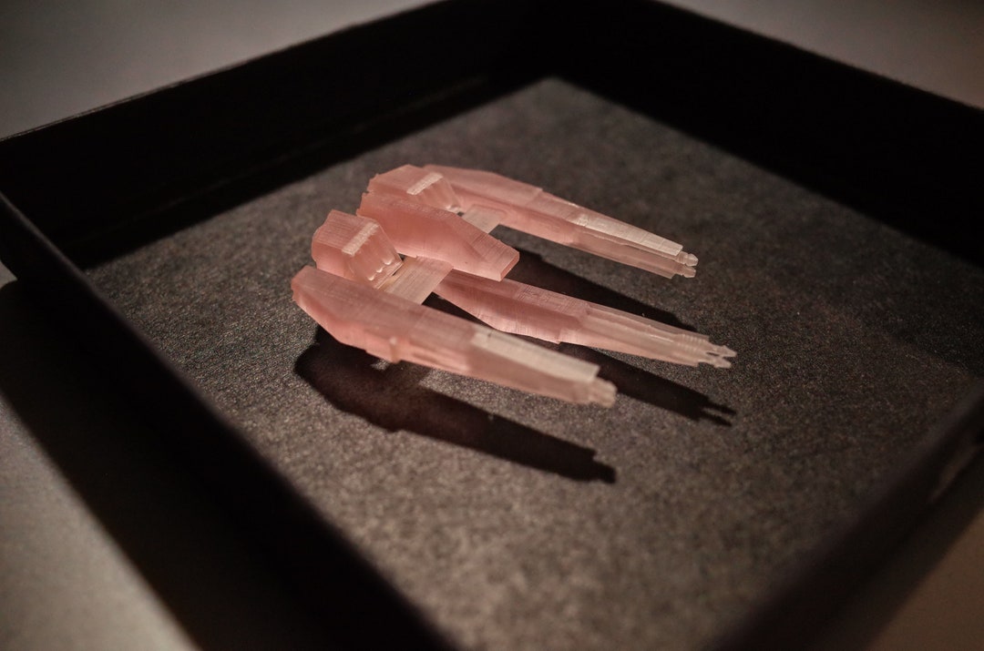 Wing Commander Banshee 1:575 3D Printed Model (4cm) Clear Red - Etsy