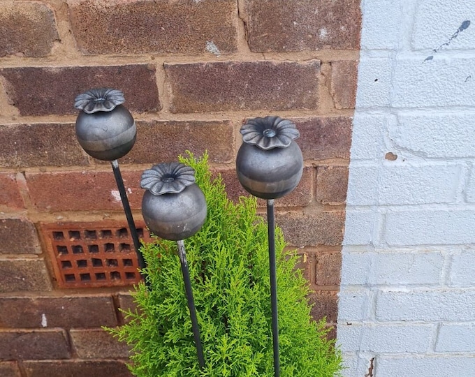 Rose Flower Metal Garden Stake 20 Colours, Decorative Garden Stake ...