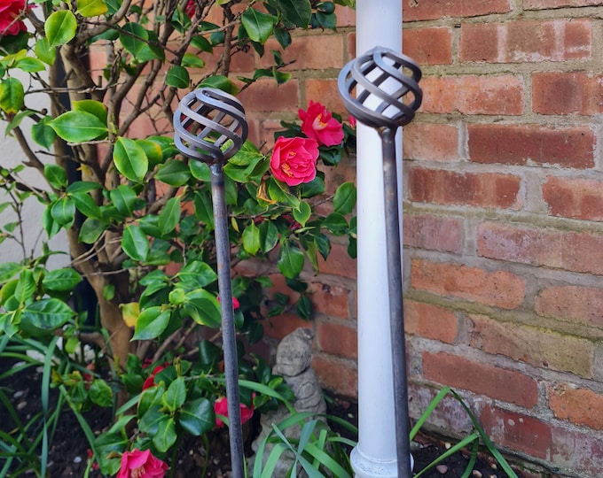 Rose Flower Metal Garden Stake 20 Colours, Decorative Garden Stake ...