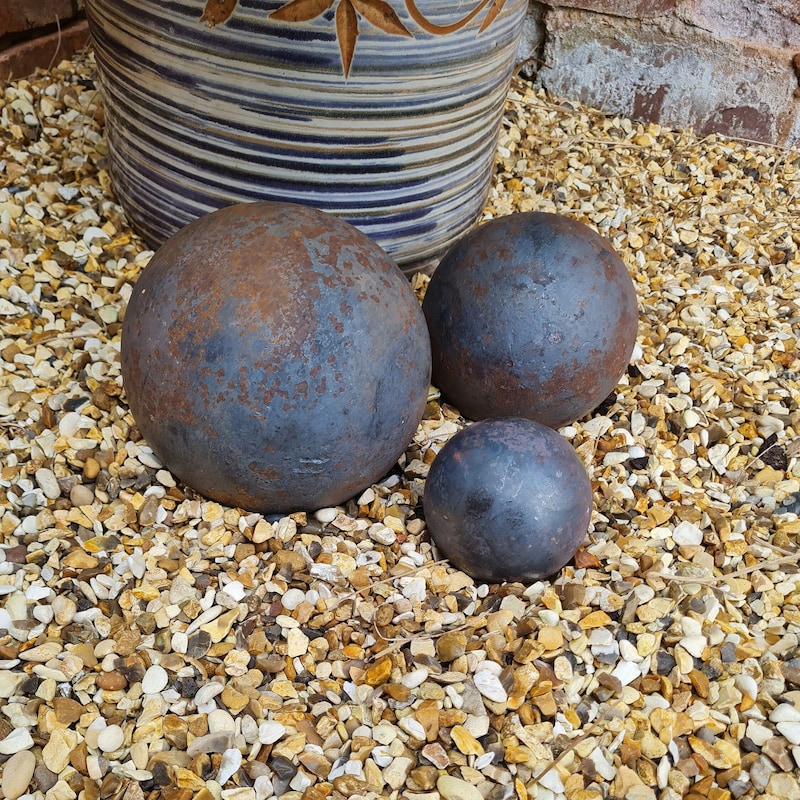 Garden Ornaments Balls - Etsy UK