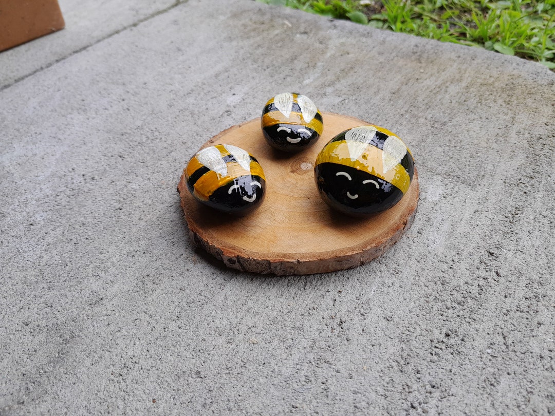 Honey Bee Painted Rocks - Etsy