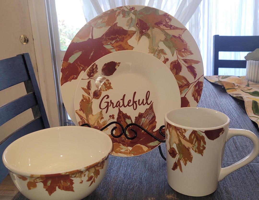 Fall Leaves Dinnerware 4 Piece Place Setting 16 Pieces Perfect for Your ...