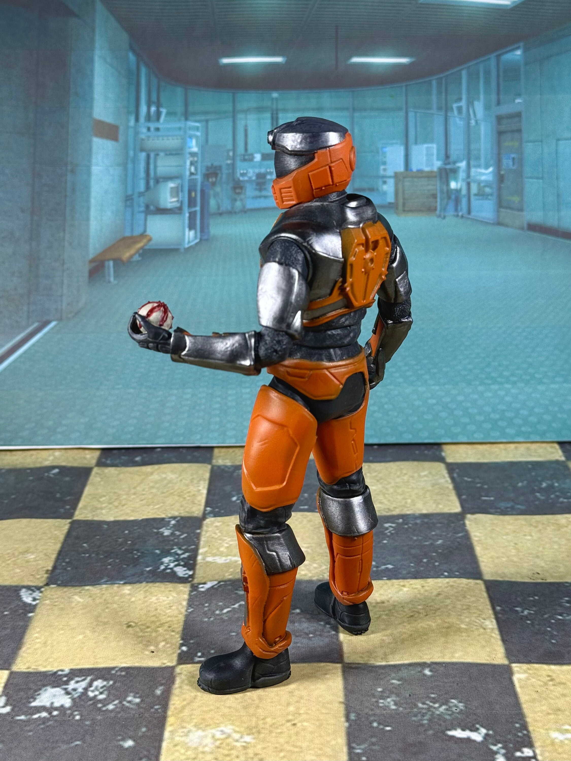 GORDON FREEMAN FIGURE - Etsy