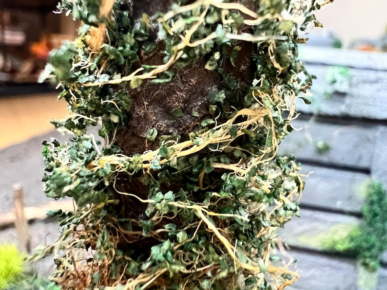 Miniature Climbing Vines for Dioramas, Tabletop, Model Railways ...