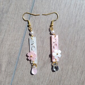 Wind Chime Sakura Earrings | Asymmetric Elegant Cherry Blossom Dangle ...