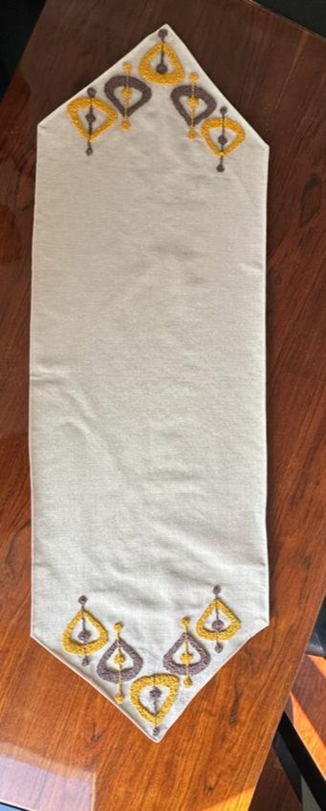 Runner ,punch,hand Made,decoration,decorative ,home Decoration ,gift ...