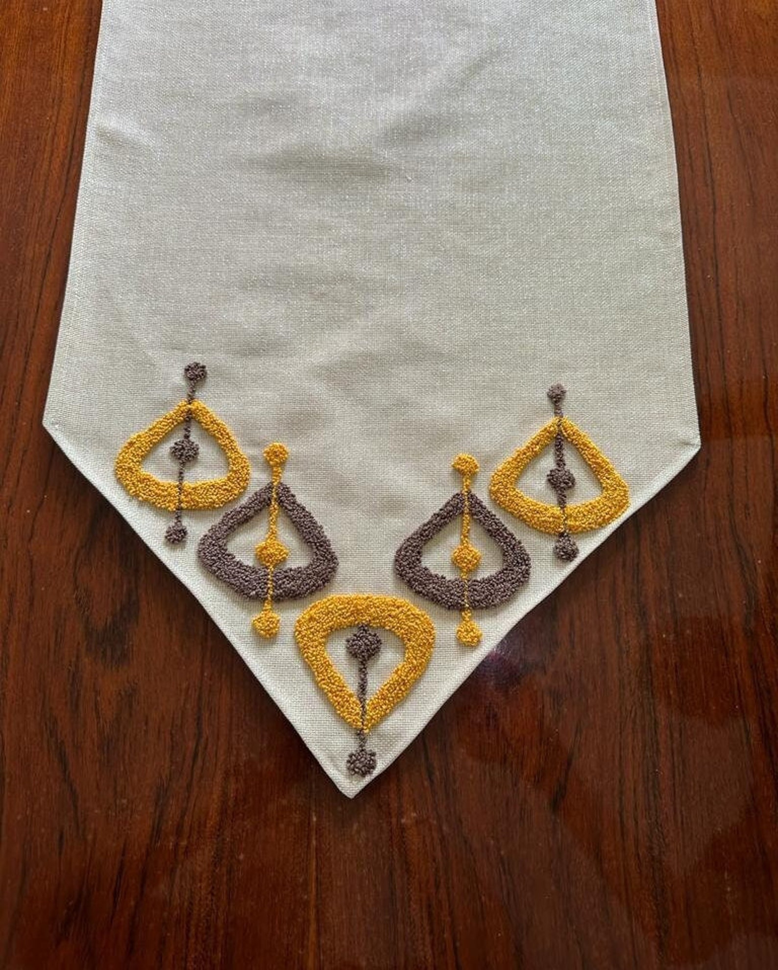Runner ,punch,hand Made,decoration,decorative ,home Decoration ,gift ...