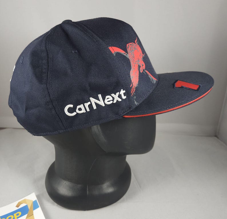 Red Bull Racing Max Verstappen #1 Formula One Team F1 Puma Navy Carnext ...