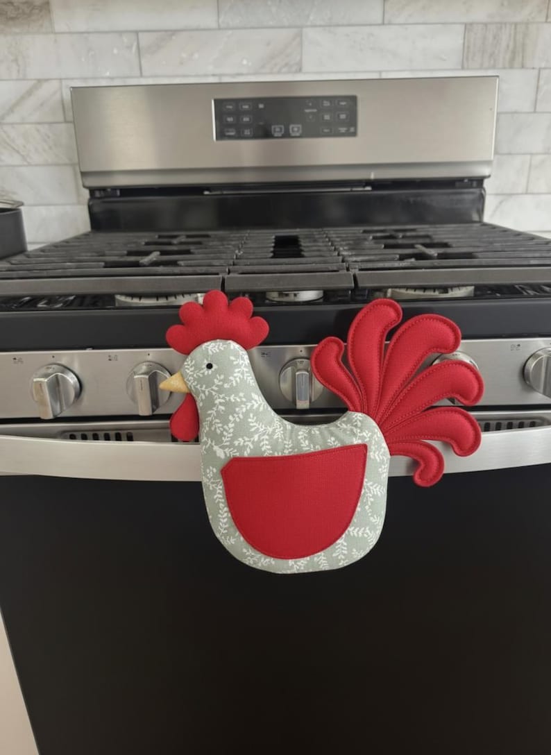 Chicken Oven Mitt Sewing Pattern PDF | the Red Tail Chicken Potholder ...