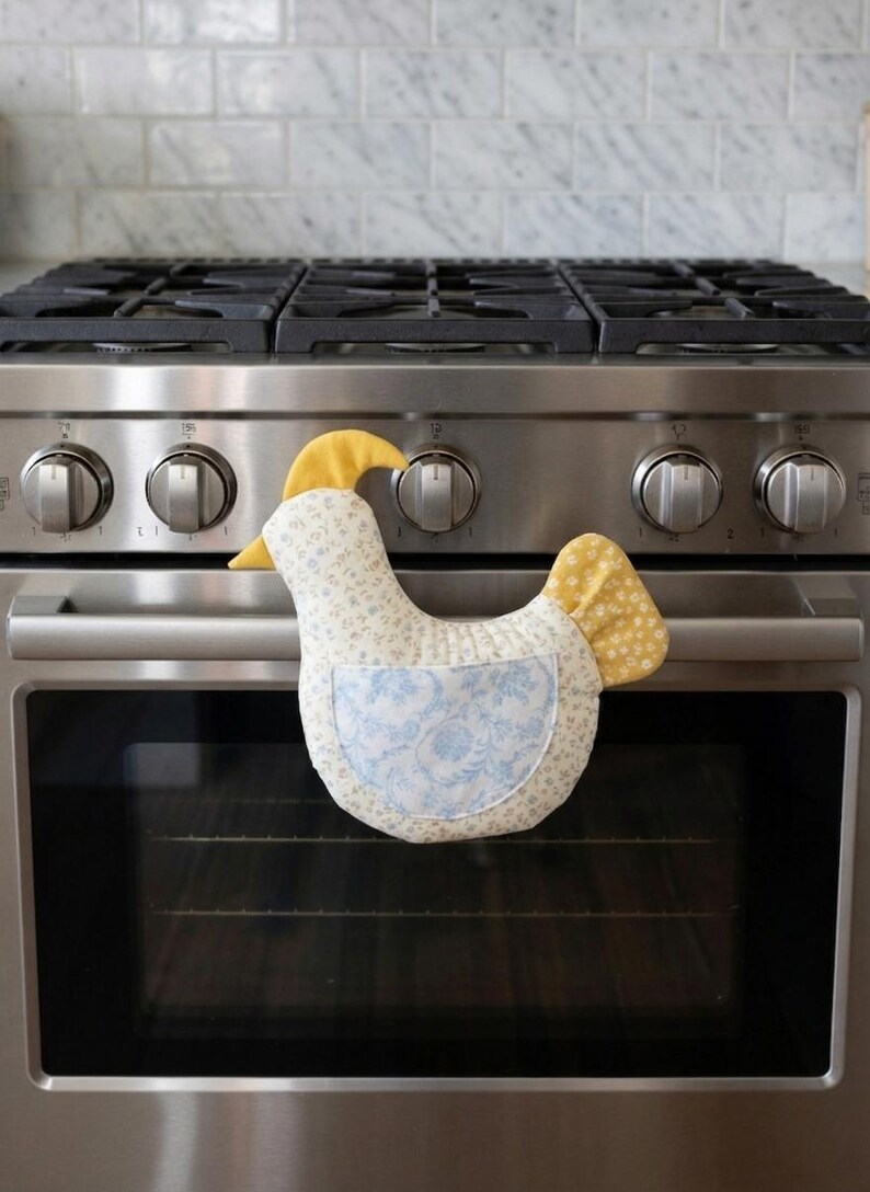 Chicken Oven Mitt Sewing Pattern | the Wave Top Potholder Pattern ...