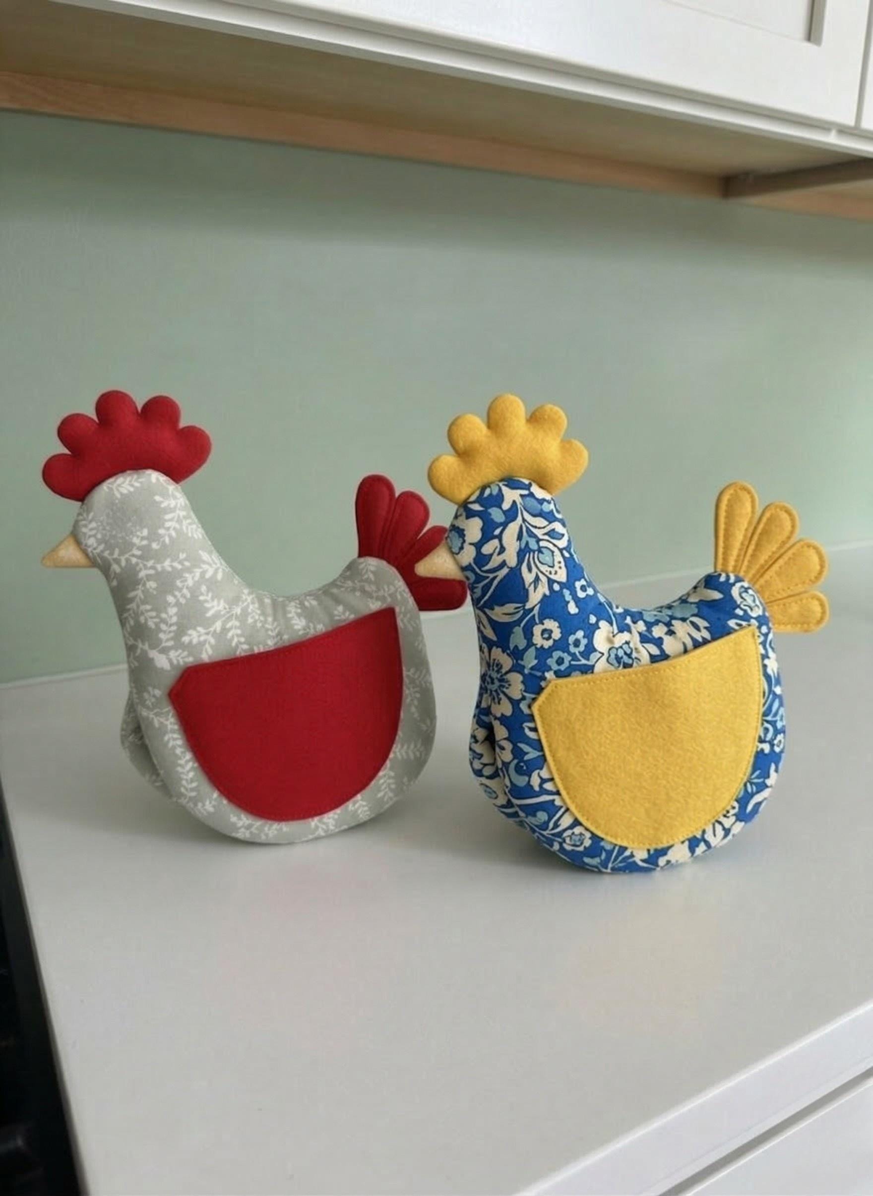 Chicken Oven Mitt Sewing Pattern PDF | Red Fantail Chicken Pattern ...