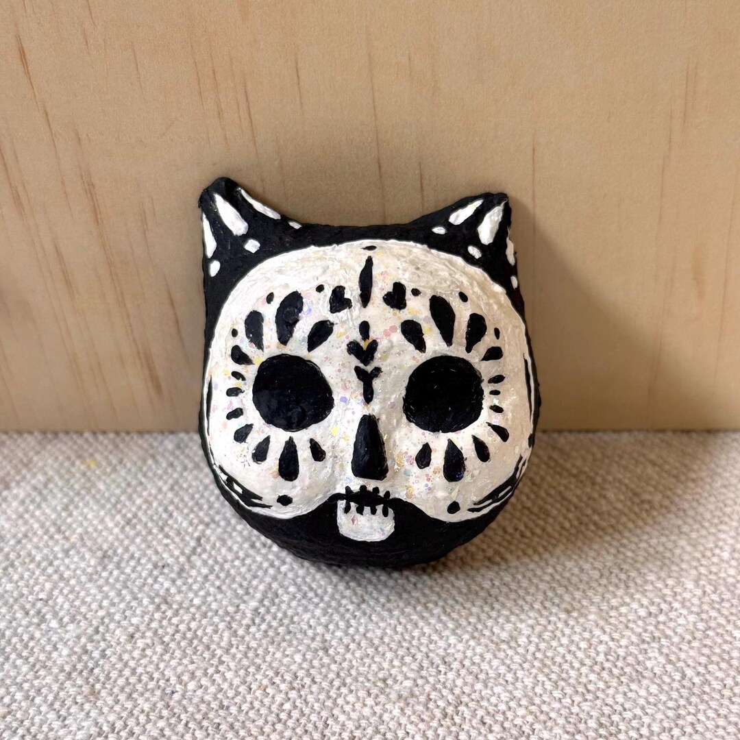 Paper Clay Black & White Clown Mask, Paper Mache Clay Mini Mask ...