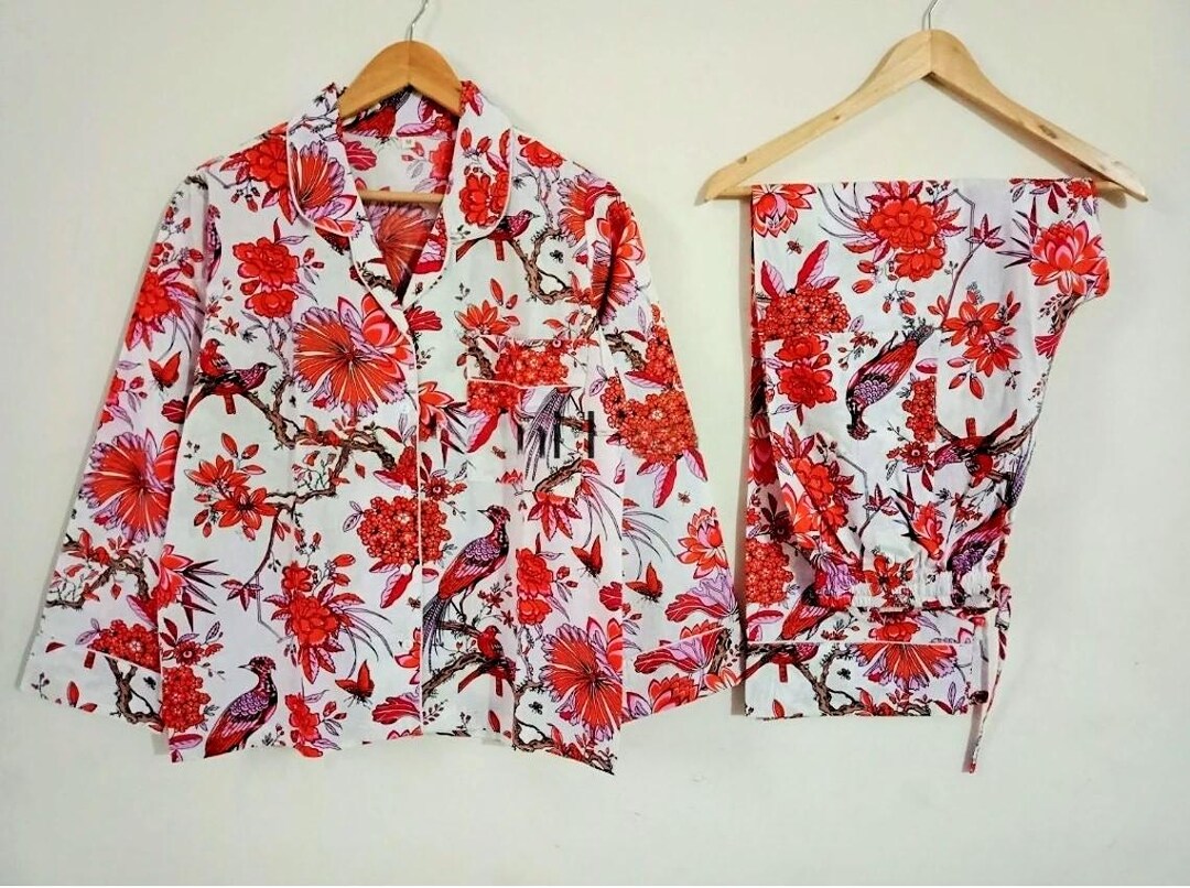 Bird Print Cotton Pajama Set: Two Piece Women's Sleepwear, Relaxed Fit ...