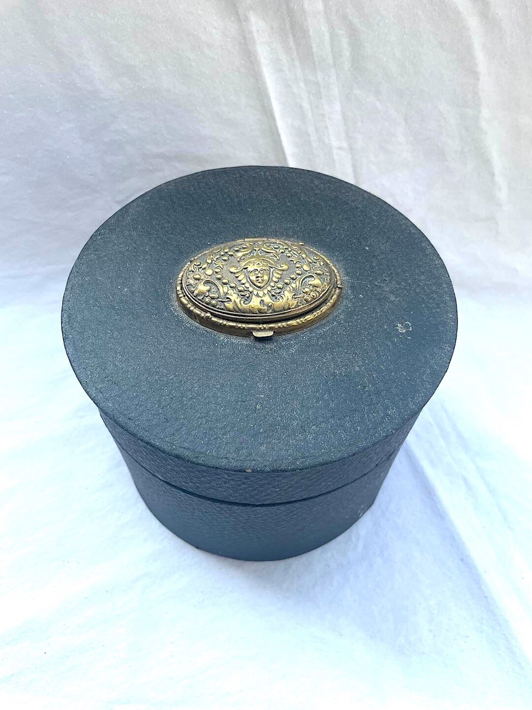 Antique Collar and Cuff Box - Etsy