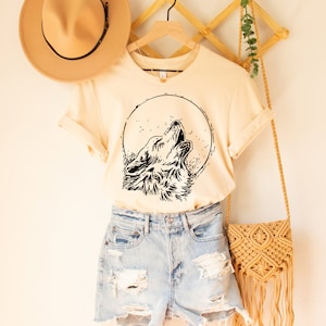 Wolf Shirt Howling Wolf Floral Wolf Wolf Lover Gift Animal Lover Shirt ...