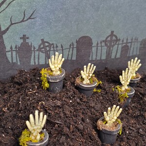 Dollhouse Halloween Accessory, Miniature Halloween Plant, Haunted Dollhouse Miniature - Etsy