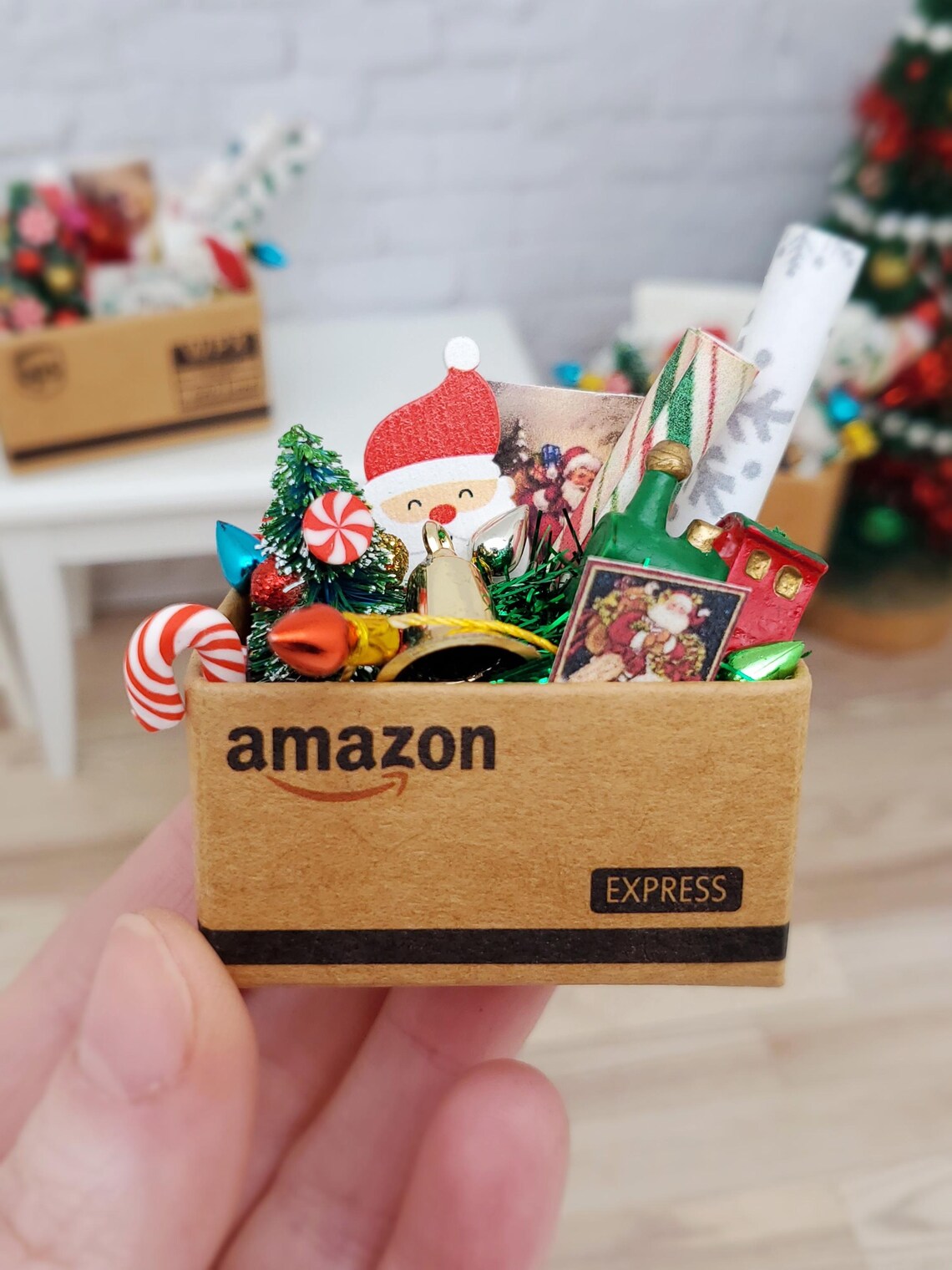 Miniature Box of Christmas Decorations, Miniature Dollhouse Christmas ...
