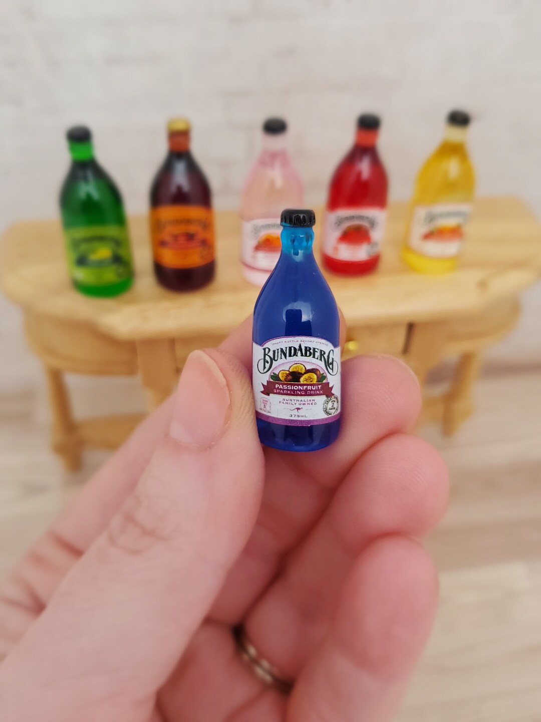 Miniature Drinks, 6 Piece Dollhouse Summer Drink Set, Dollhouse Bottles ...