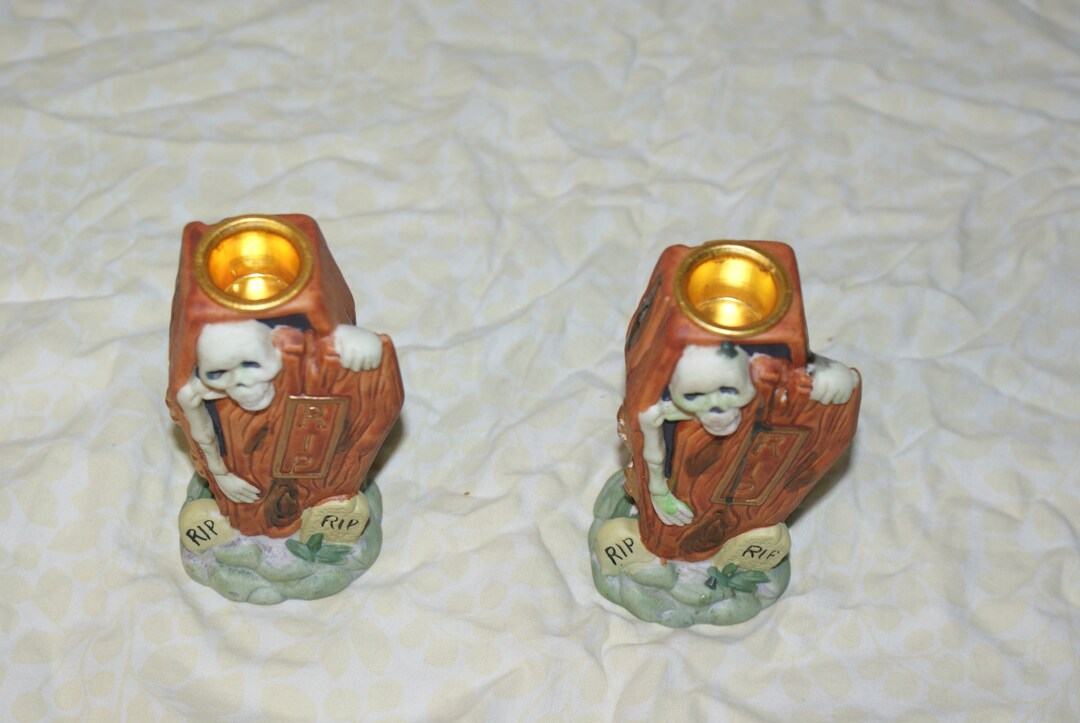 Halloween Decoration - Spooky Skeleton and Casket Matching Candle ...
