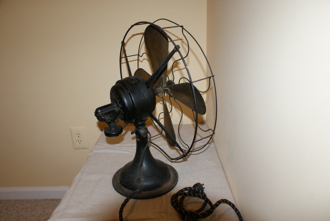 1920s Antique Oscillating Fan W/brass Blades 17" Dia. Robbins and Myers ...