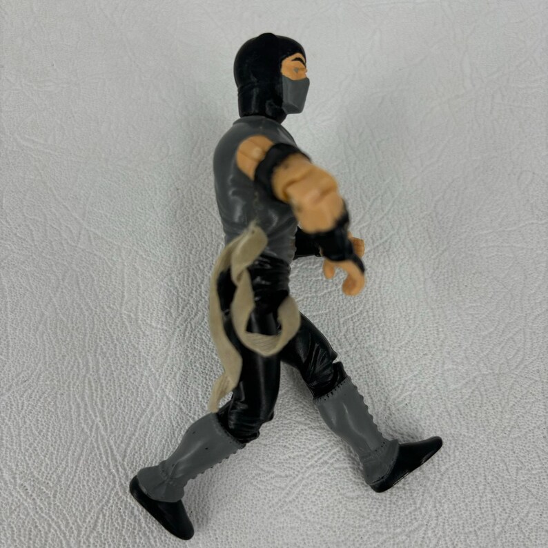 Mortal Kombat Smoke Action Figure With Belt Vintage Hasbro 1994 - Etsy