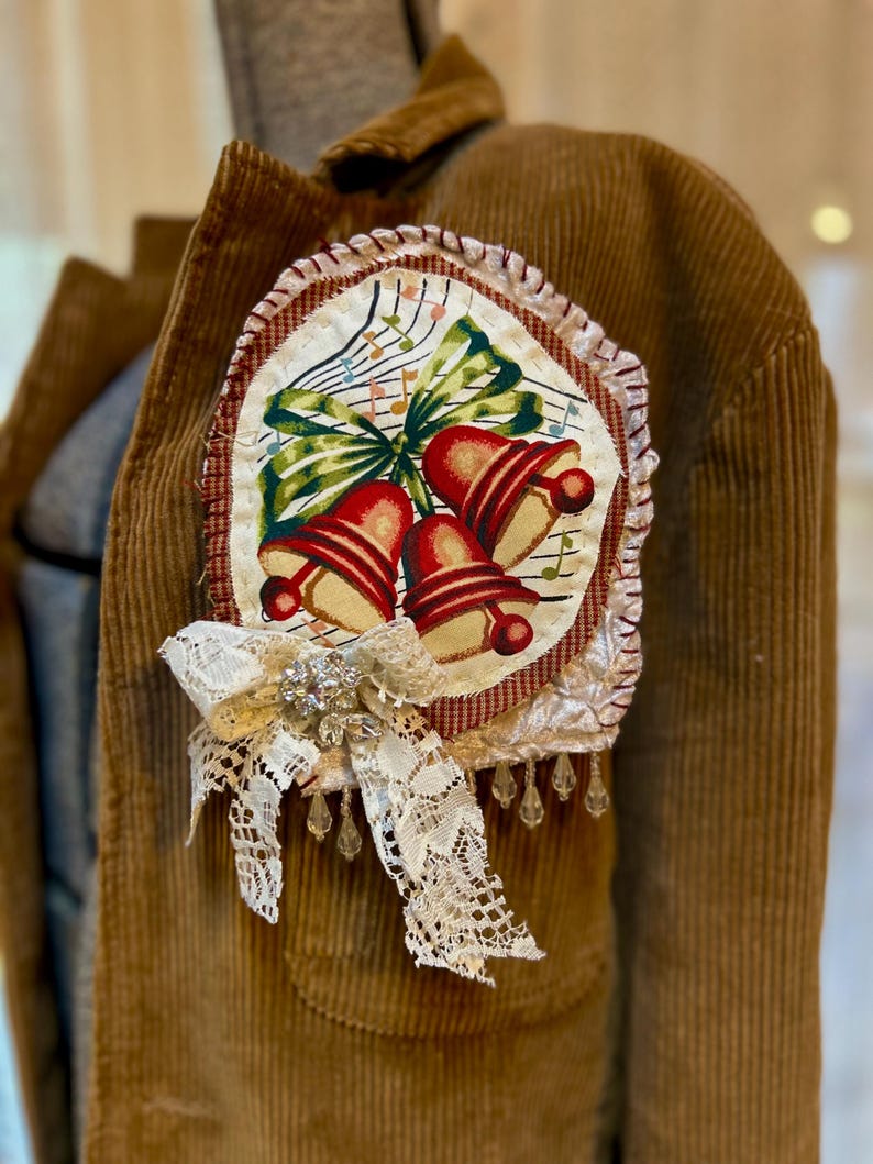 Christmas Bells Vintage Style Brooch/pin, Coat or Jacket or Scarf, Hand ...