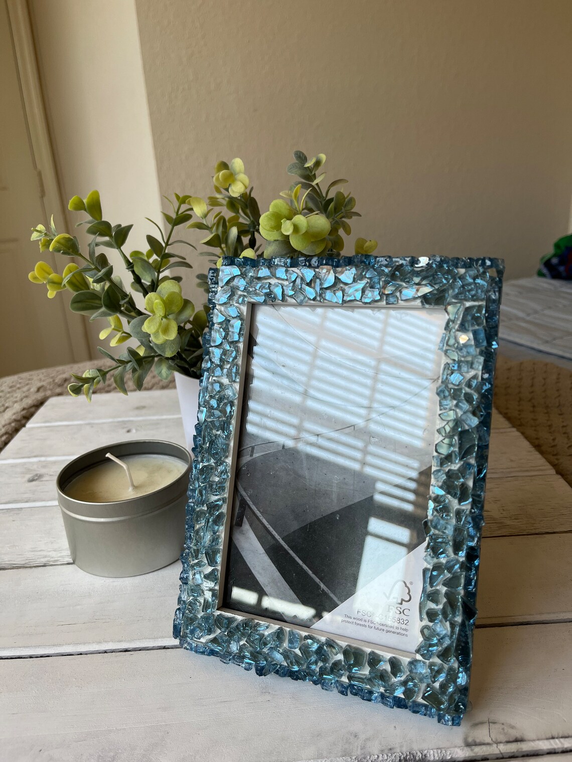 Crushed Glass, Broken Glass Pieces, Reflective Glass Picture Frame ...