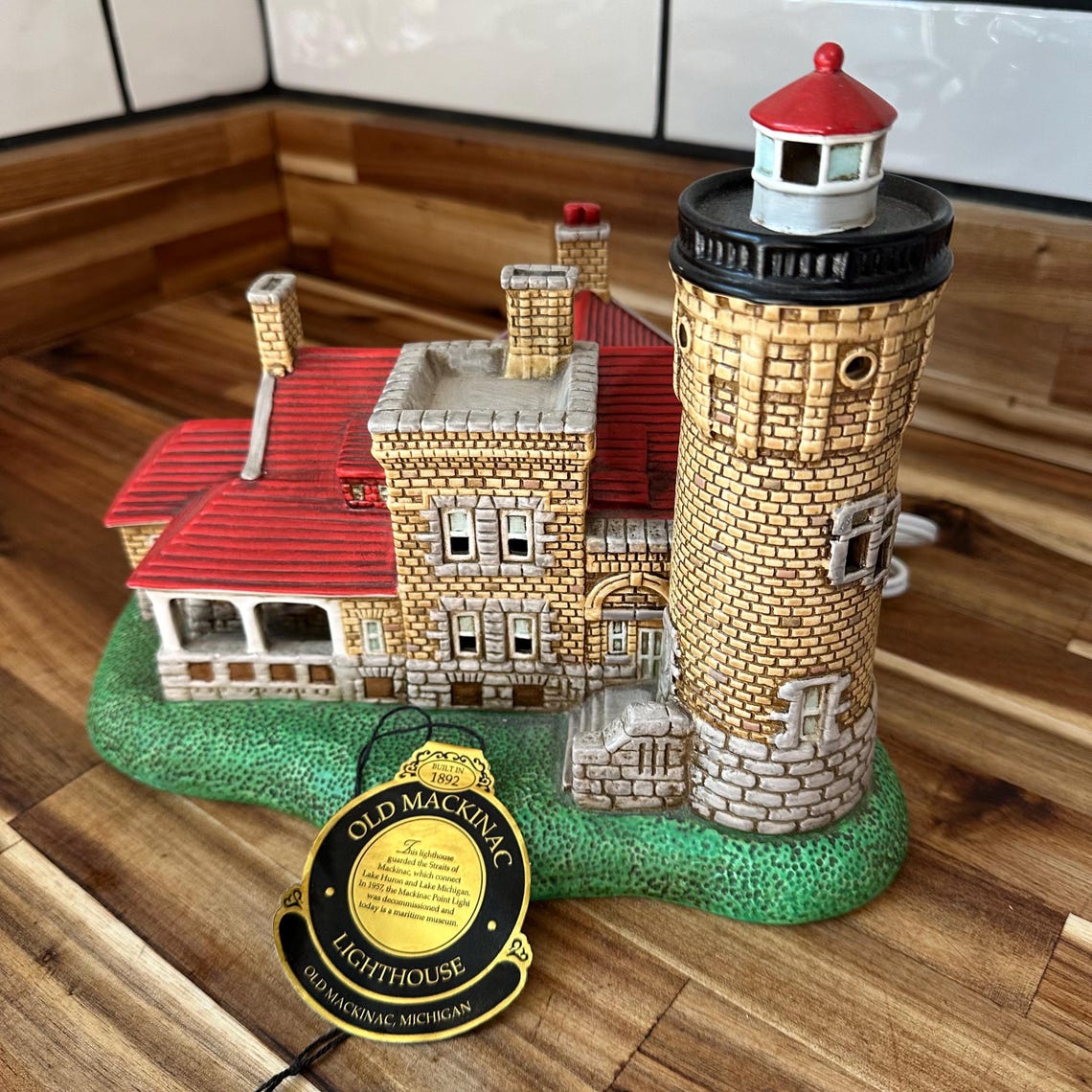 Lefton Old Mackinac Lighthouse Lamp: 2003 Historic American Collection ...