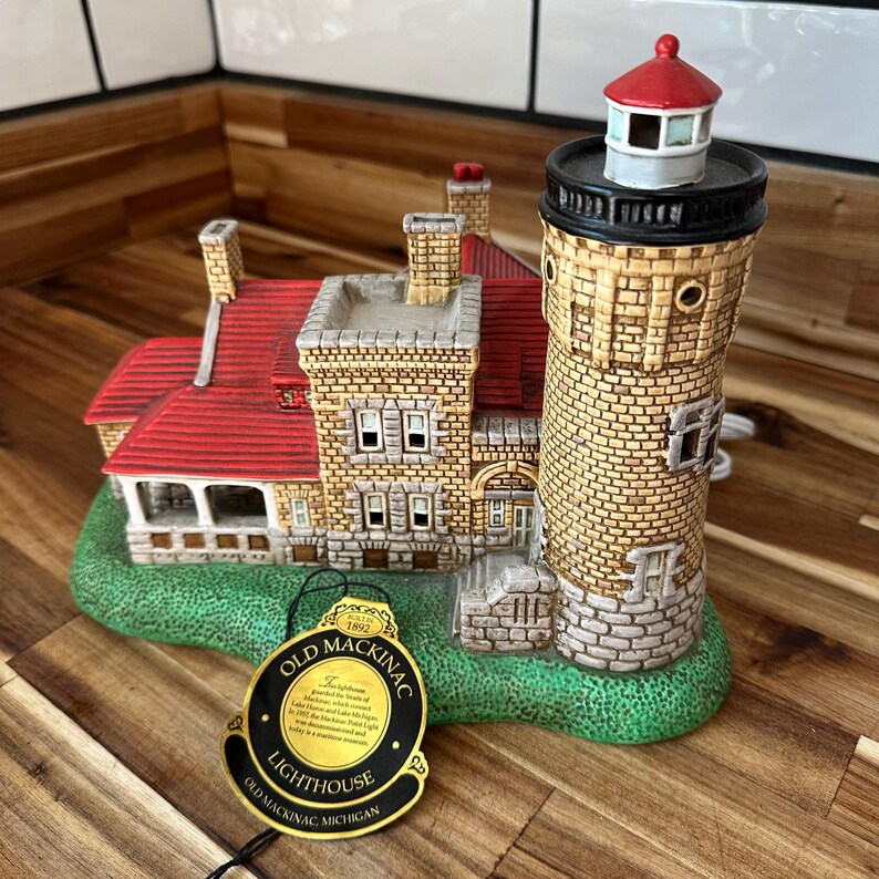 Lefton Old Mackinac Lighthouse Lamp: 2003 Historic American Collection ...