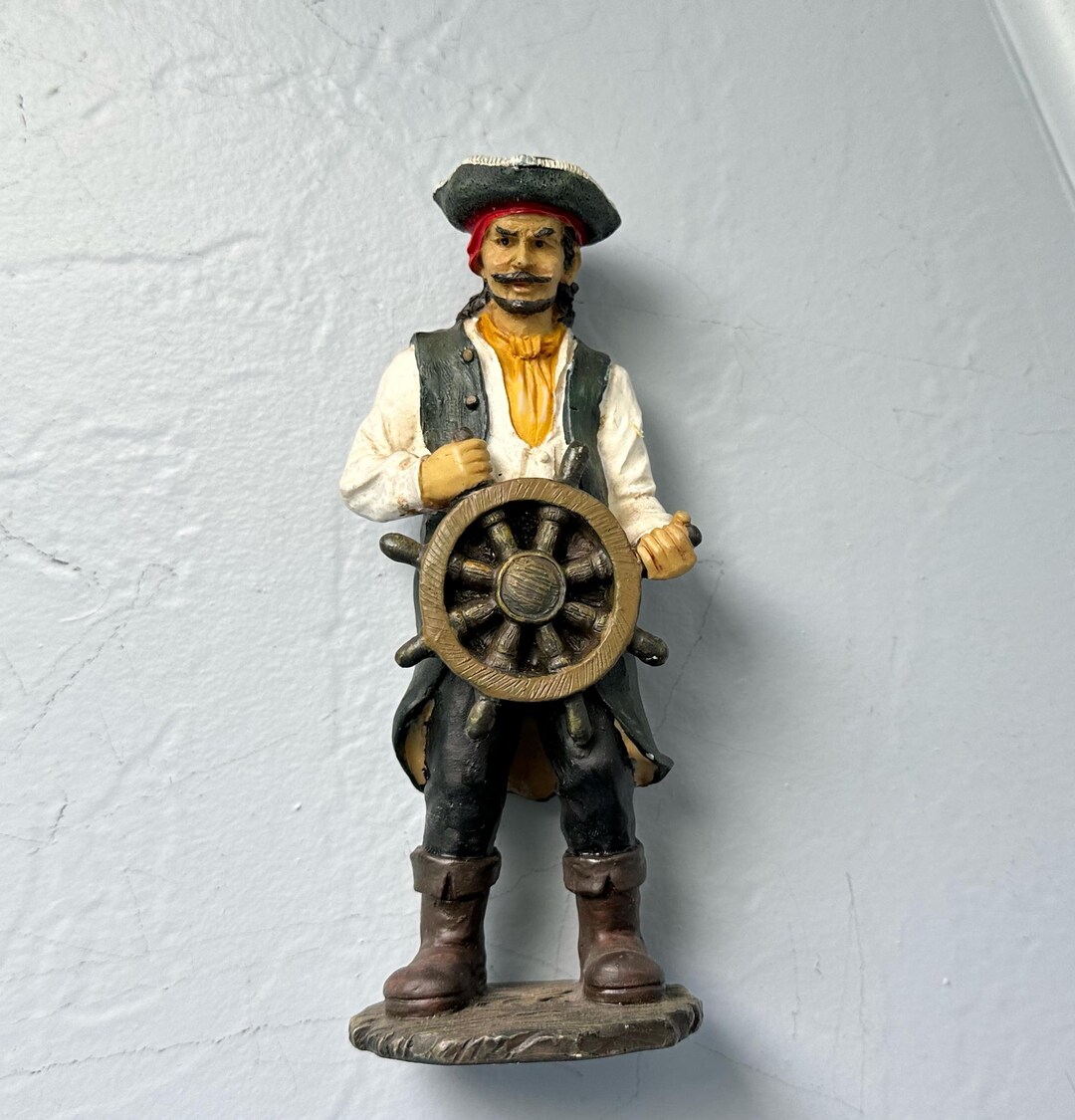 Vintage Pirate, Nautical Statue Figurine, Sea Mariner Captain at the ...