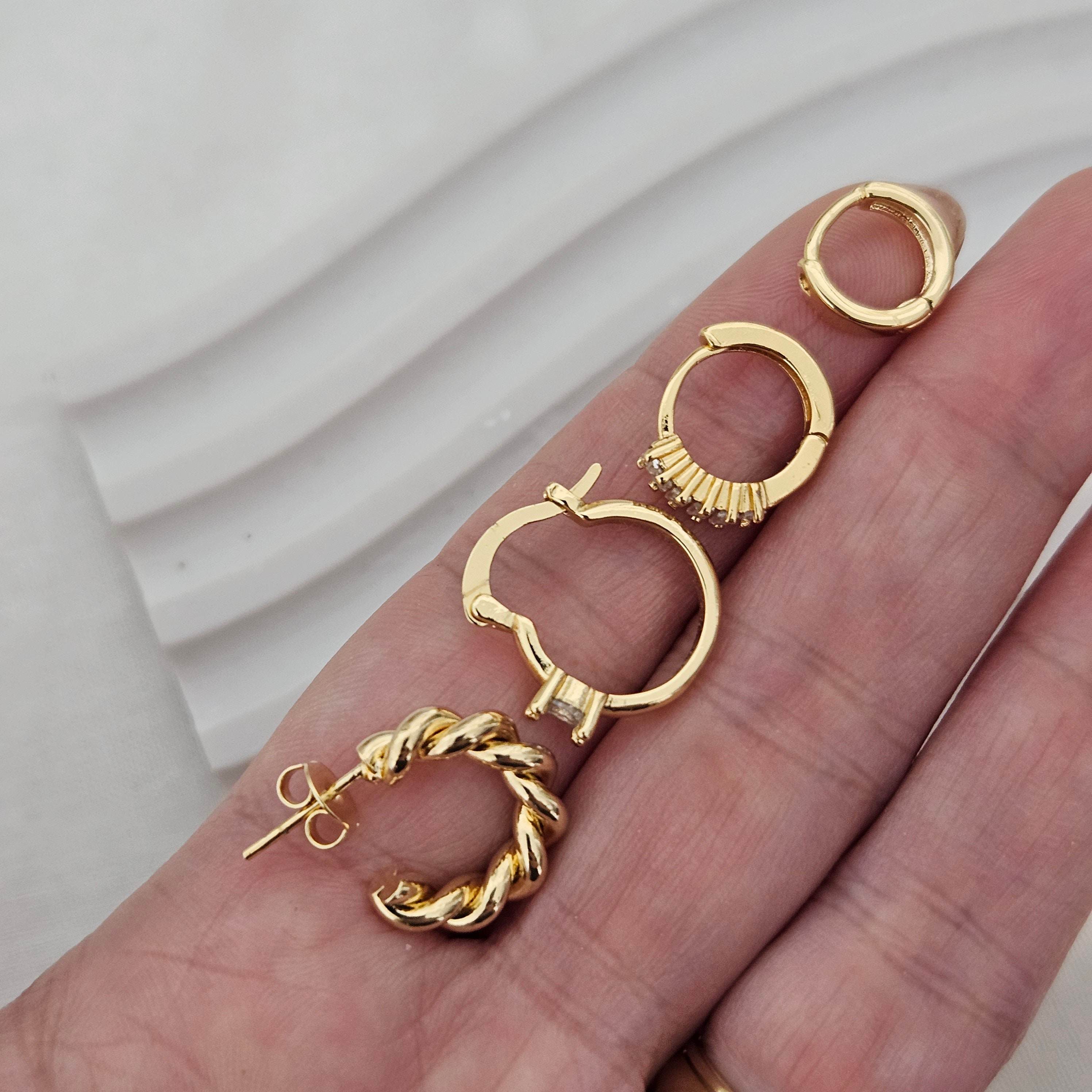 4 Pair 18k Gold Filled Hoop Set Thick Huggie Hoop Antitarnish Hoop Gold ...
