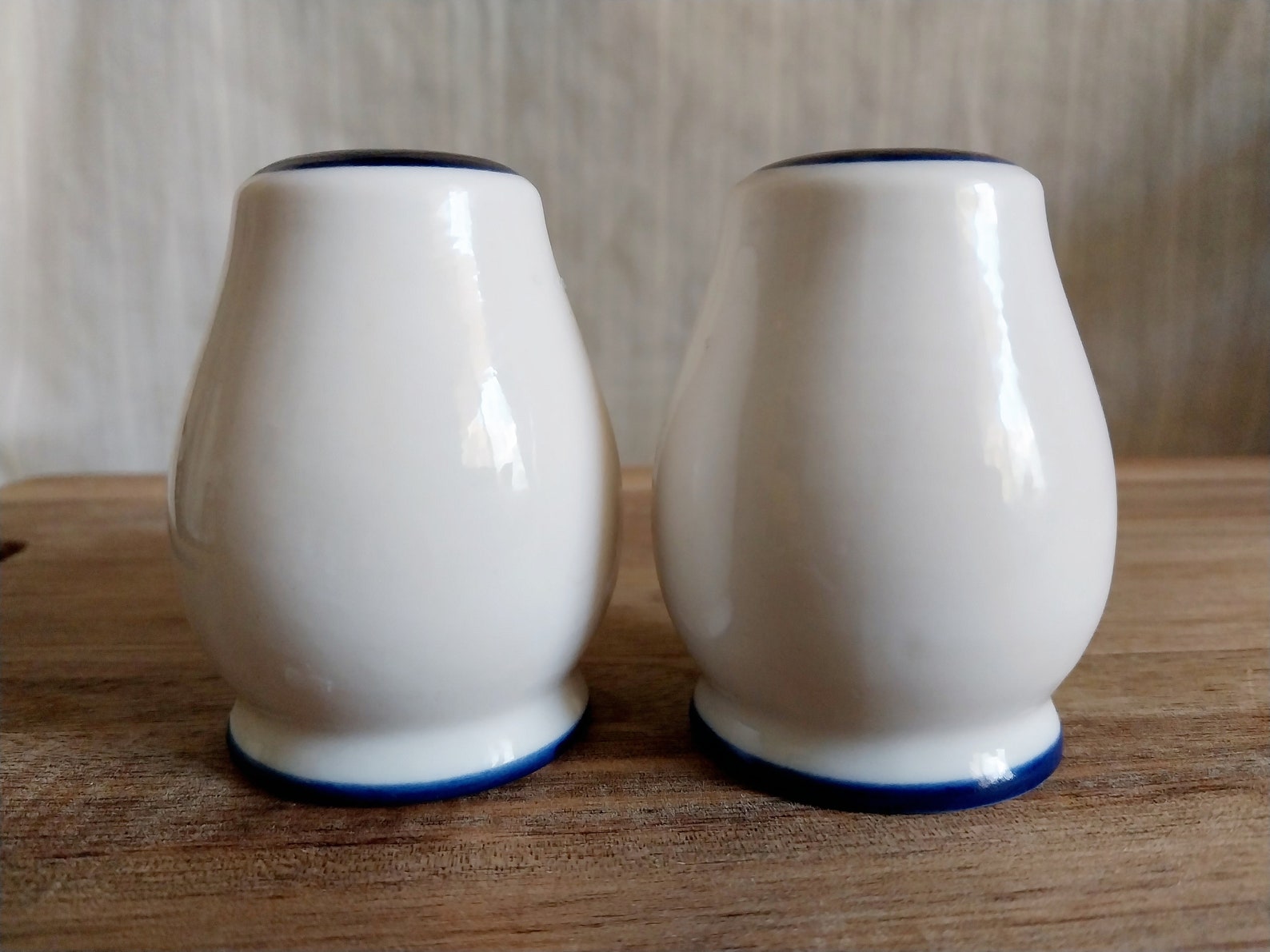 Vintage Pair of Salt & Pepper Shakers 'florence' Blue White Floral ...