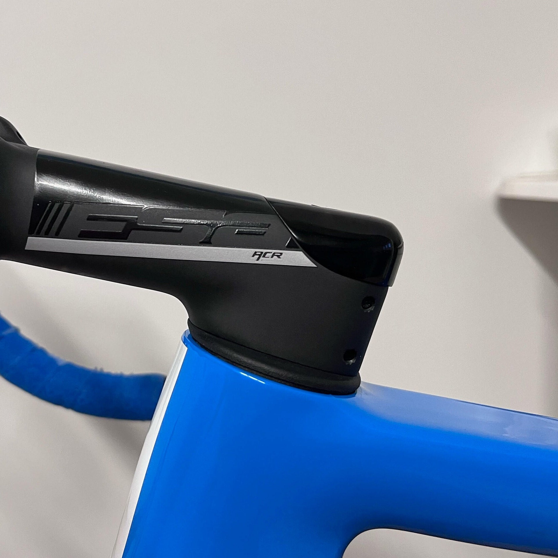 Low Stack, Direct Fit, Internal Cable Routing Headset Adapter ...