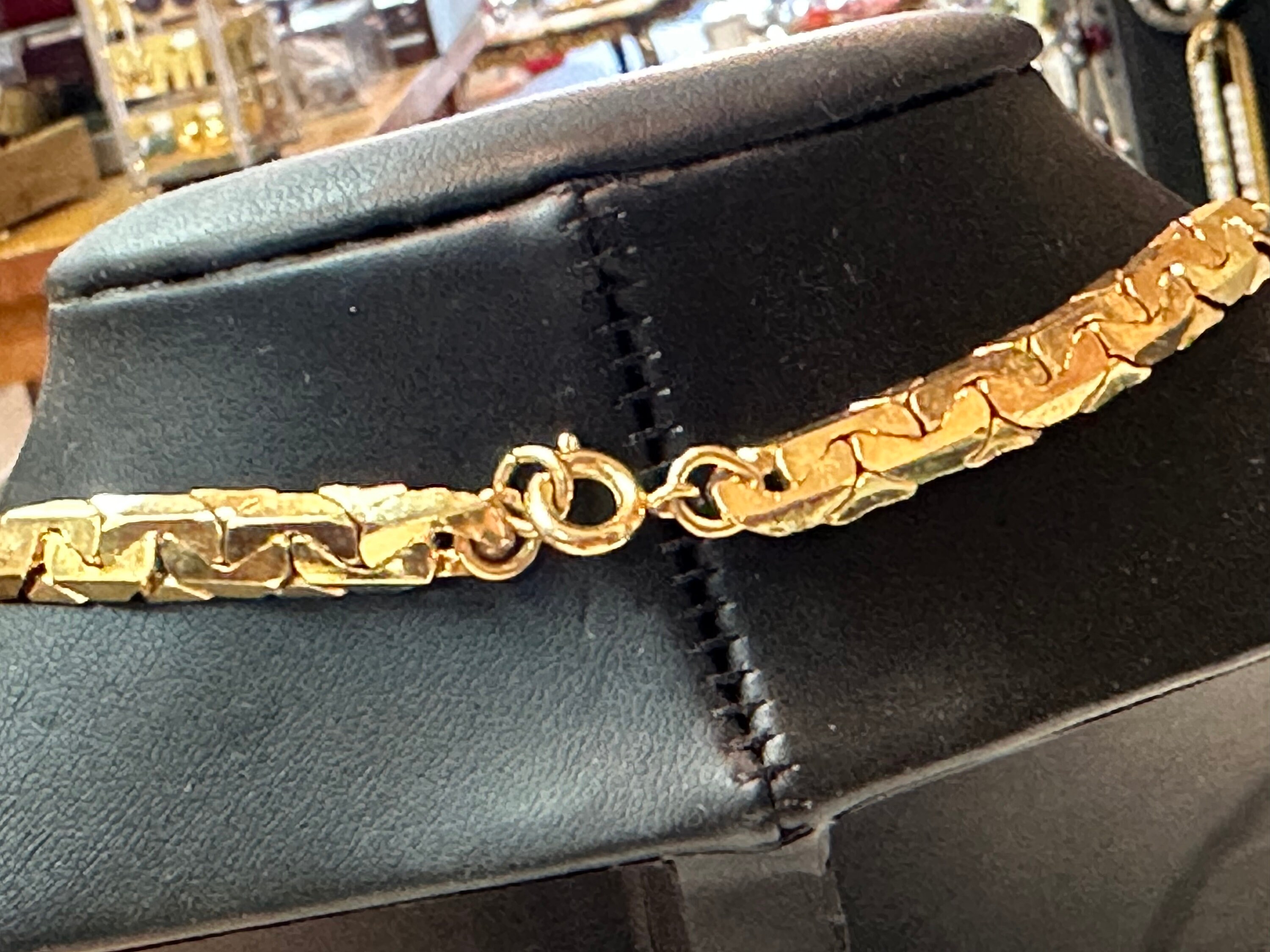 Vintage Trifari Snake Link Chain Gold-tone Ivory Necklace Mid Century ...