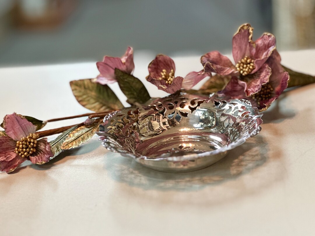 Vintage Yeoman Plate Made in England Silverplate Trinket Dish Small ...