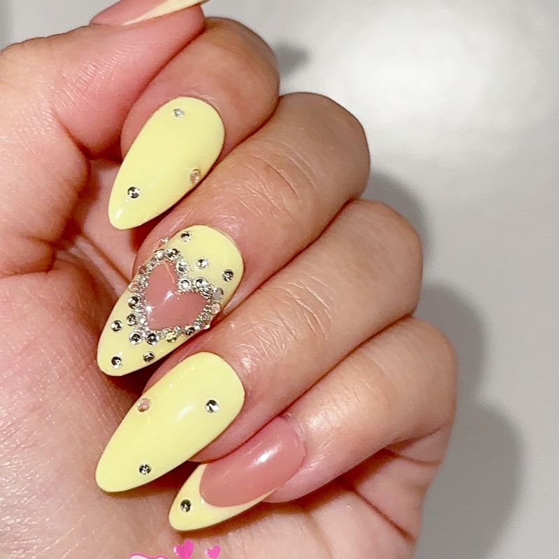 Sabrina Carpenter Nails - Etsy