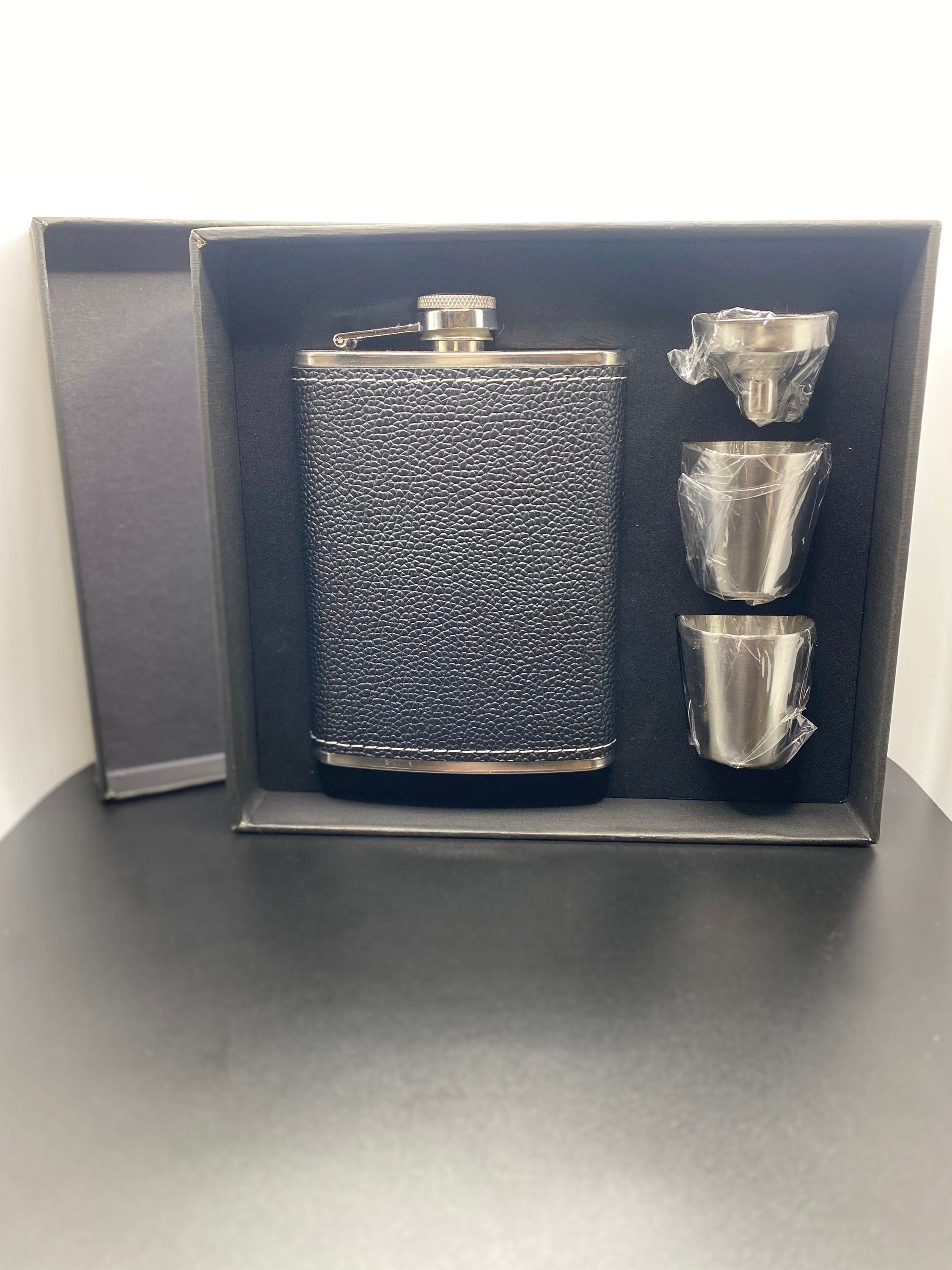 Personalized Wedding Party Flask Gift Set Groomsmen, Bachelor Party, In ...