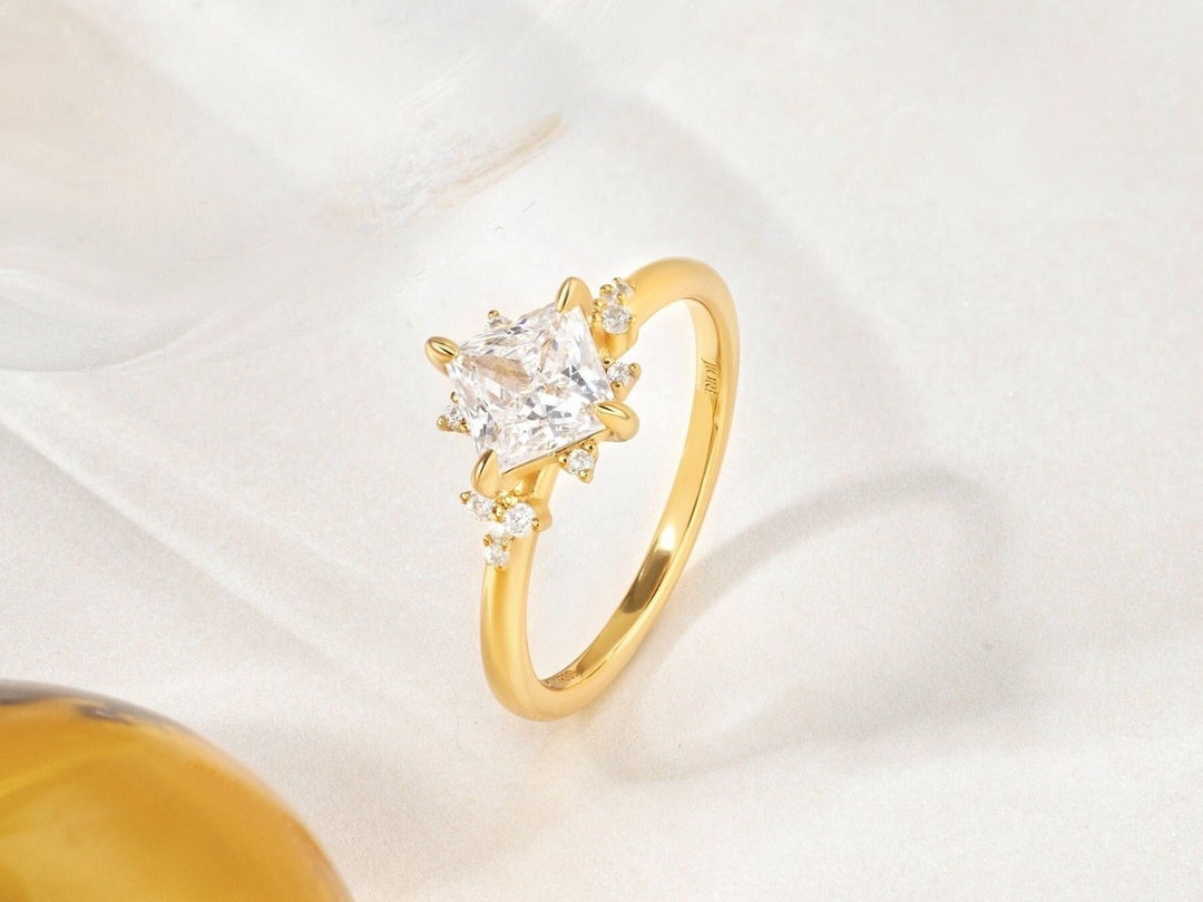 18K Gold Art Deco Diamond Ring Dainty Kite Set Princess Cut Solitaire ...