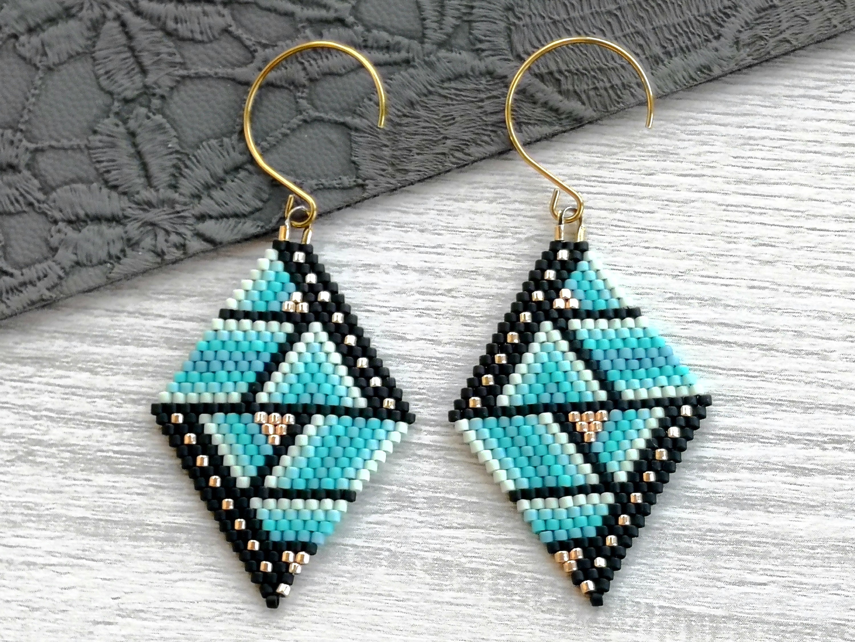 Turquoise Shades Rhombus Earrings Brick Stitch Pattern, Miyuki Delica ...