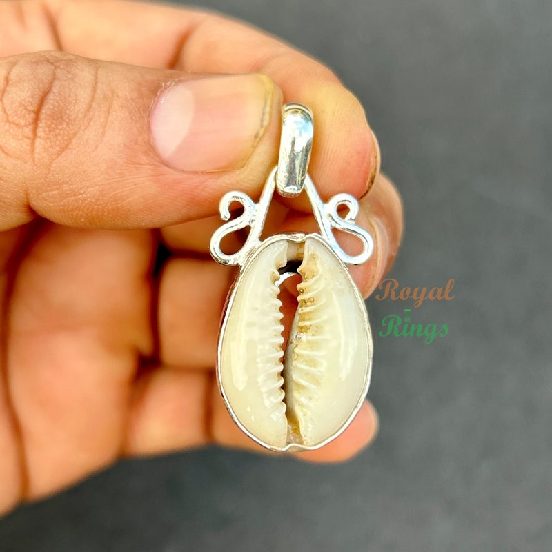 Cowrie Shell Pendant - Etsy