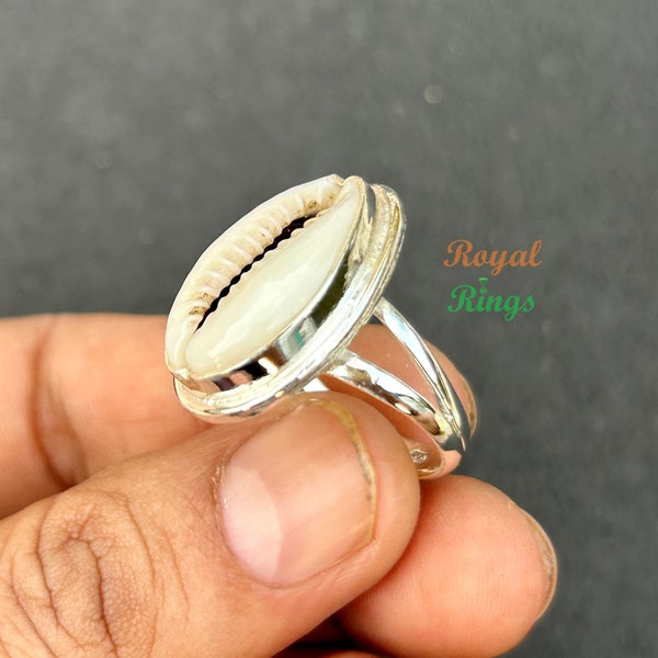 Cowrie Shell Ring - Etsy