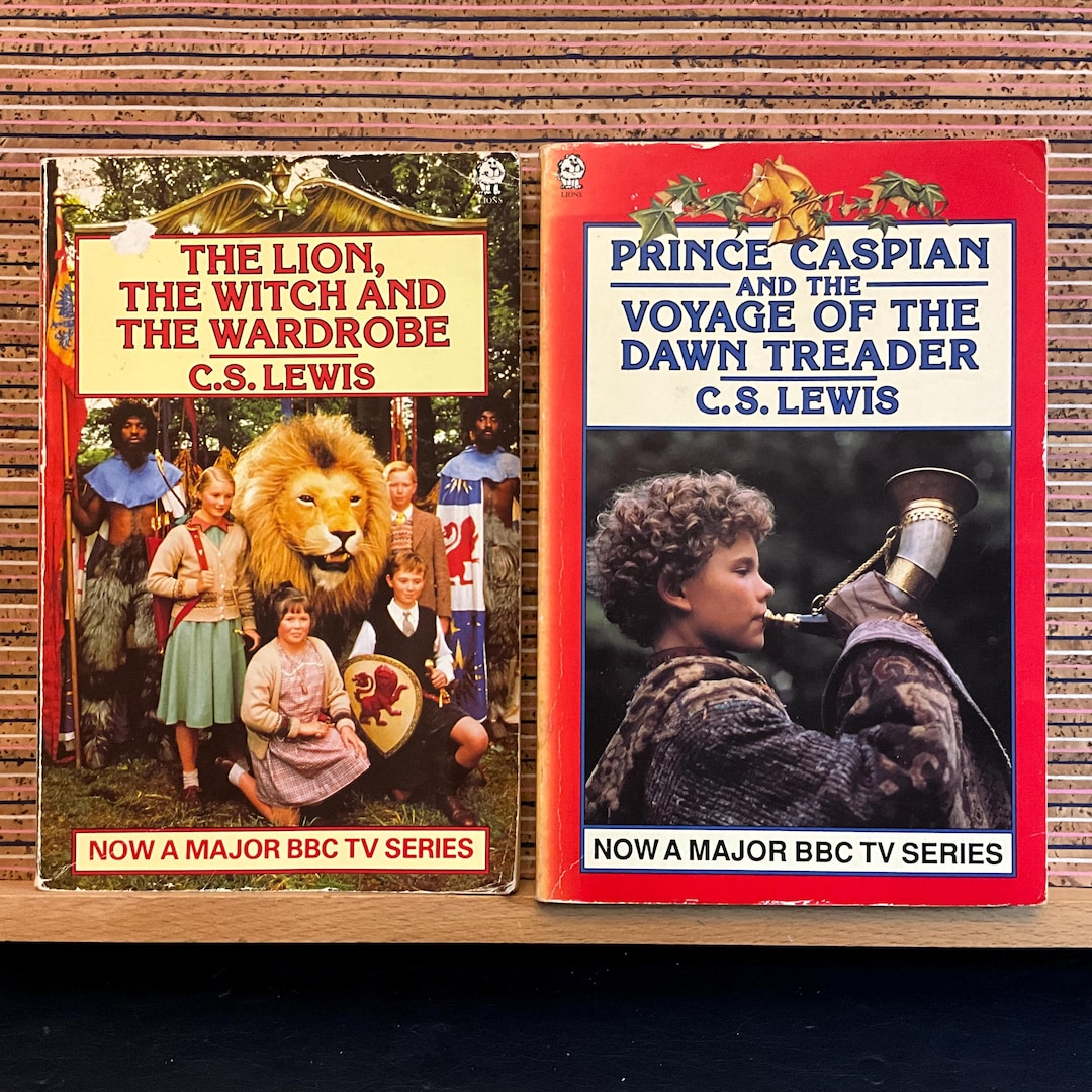 Lion, Witch, Wardrobe + Prince Caspian/ Voyage of Dawn Treader by C S ...