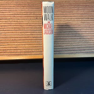 Moonwalk by Michael Jackson - Music Autobiography, Vintage Illustrated ...