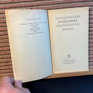 Dubliners by James Joyce - Vintage "penguin Modern Classics" UK ...