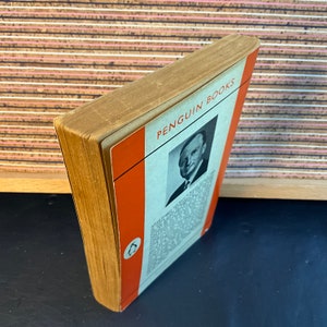 Knight With Armour by Alfred Duggan First Penguin Paperback Edition ...