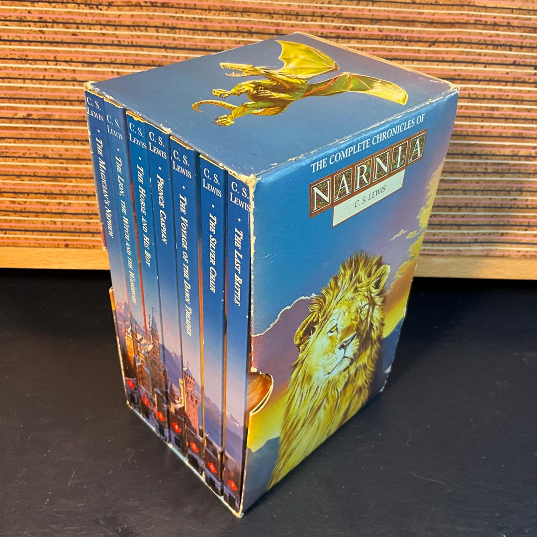 The Complete Chronicles of Narnia by C. S. Lewis, Illustrated by ...