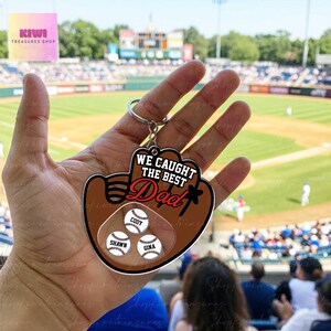 Custom Baseball Dad Shaker Keychain - Father's Day Acrylic Gift With ...