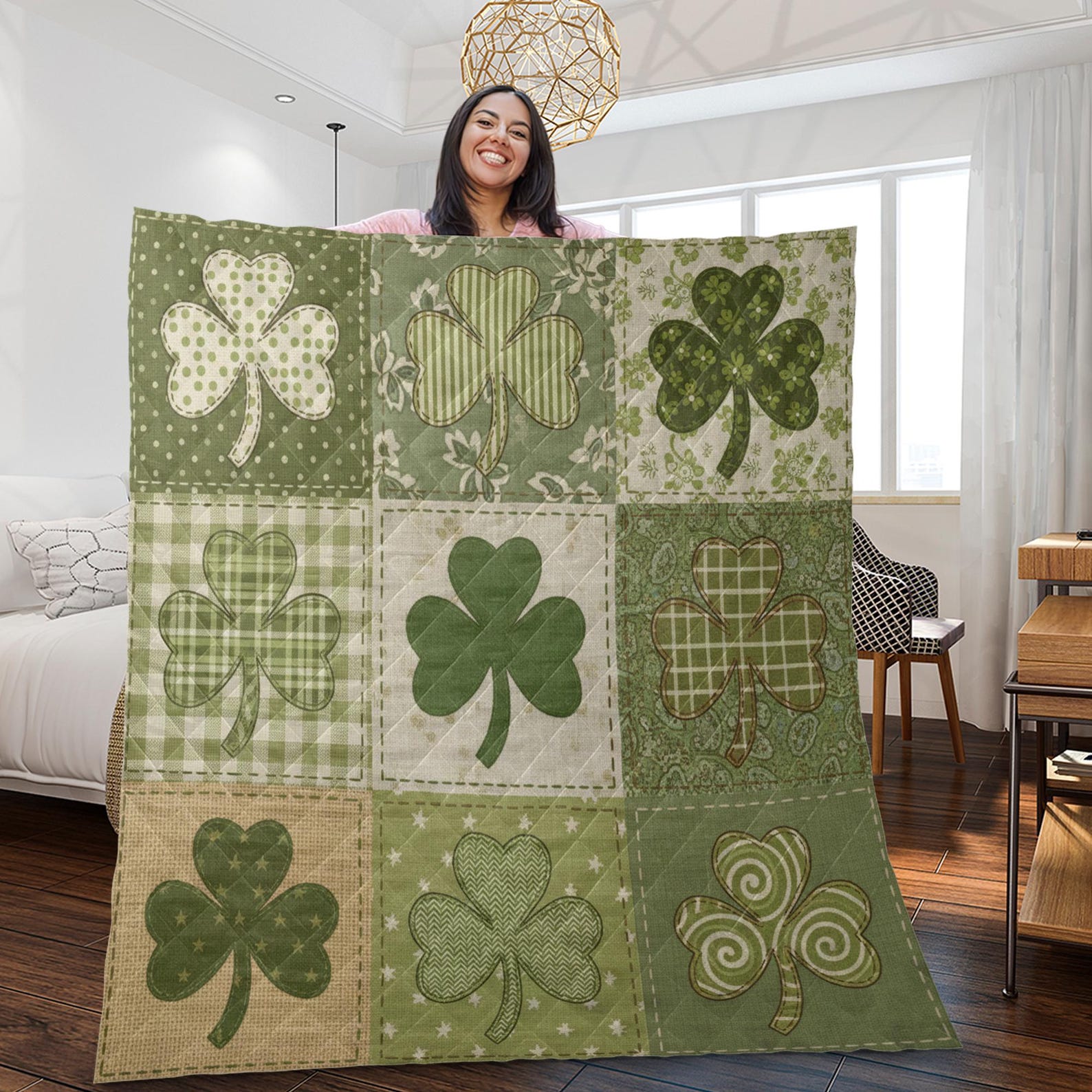 Shamrock Irish Patchwork Quilt Blanket: Clover Pattern Green St Patrick ...